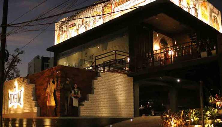 19 Pubs To Enjoy Nightlife in Hyderabad - lifeberrys.com