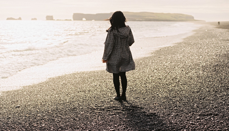 8 Ways To Tell Someone To Leave You Alone - lifeberrys.com