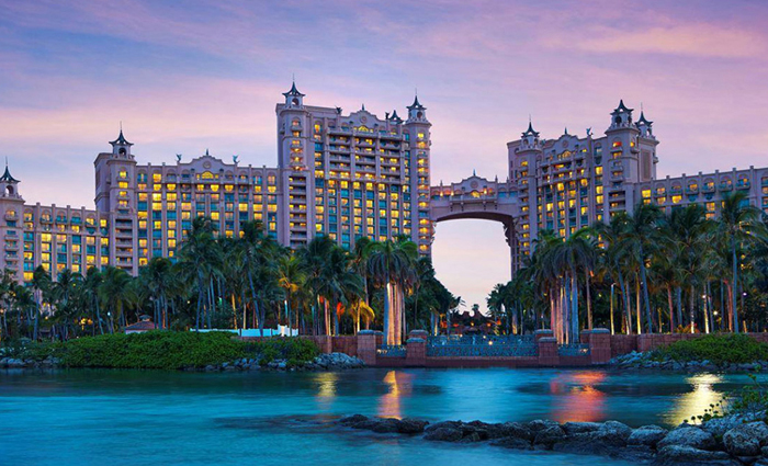 Some of the Most Beautiful Places To Visit in Bahamas - lifeberrys.com