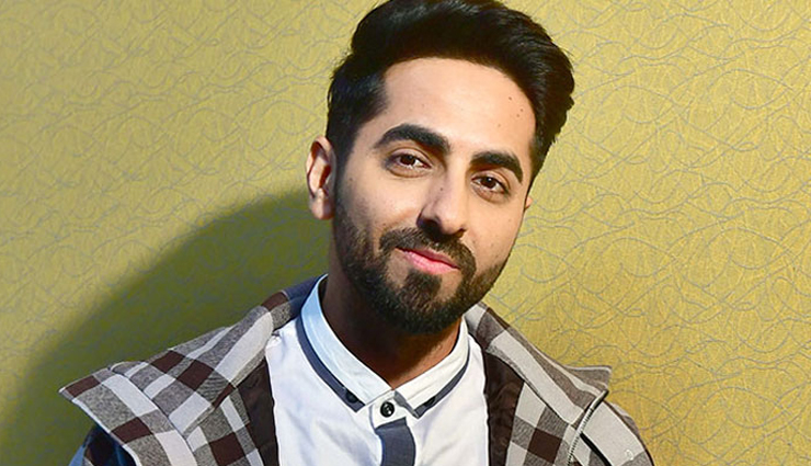 2 News : फुलझड़ी के पैकेट पर अपनी फोटो देख अनन्या ने दी ऐसी रिएक्शन ...