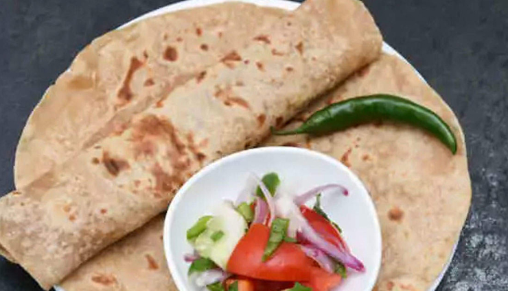 8 Health Benefits of Eating Baasi Roti - lifeberrys.com