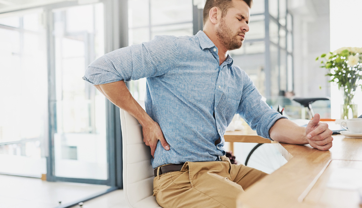 Here are Some Common Causes and Symptoms of Back Pain - lifeberrys.com