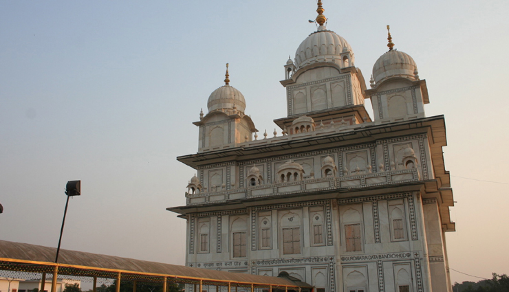 10 Must Visit Gurdwaras in The World - lifeberrys.com