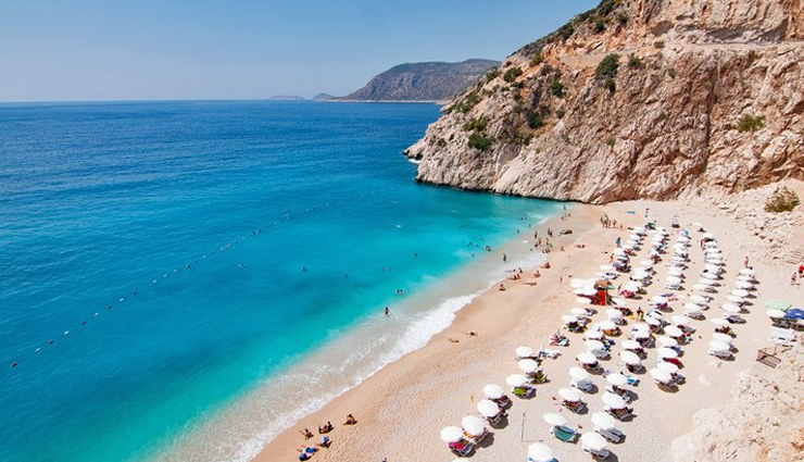 5 Amazing Beaches To Explore in Turkey - lifeberrys.com