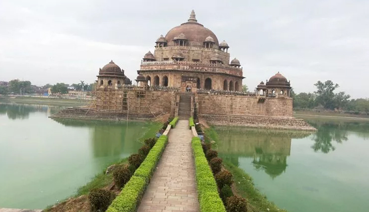 6 Must Visit Tourist Attractions in Bihar - lifeberrys.com