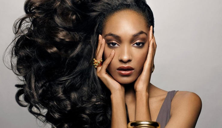5 Ways To Maintain The Black Color of Your Hair - lifeberrys.com