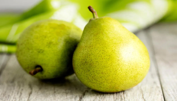 7 Reasons To Eat Pear For Good Health - lifeberrys.com