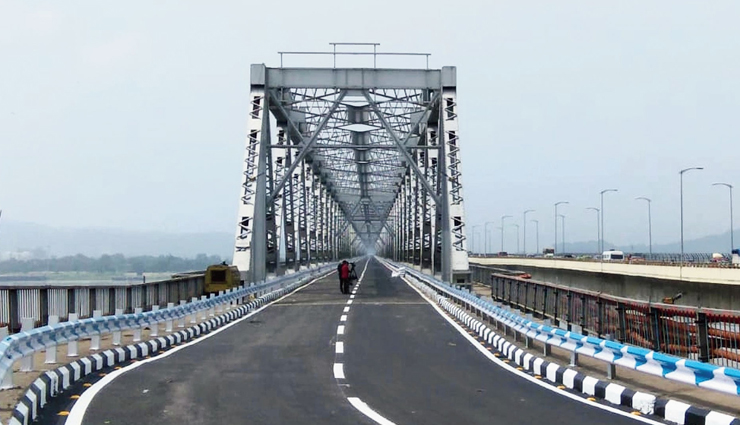 6 Rail and Road Bridges Over The Brahmaputra in Assam - lifeberrys.com