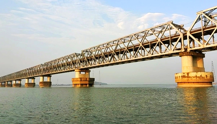 6 Rail and Road Bridges Over The Brahmaputra in Assam - lifeberrys.com