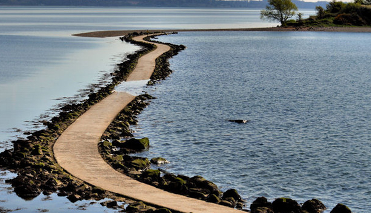 6 Amazing Causeways To Visit Around The World - lifeberrys.com