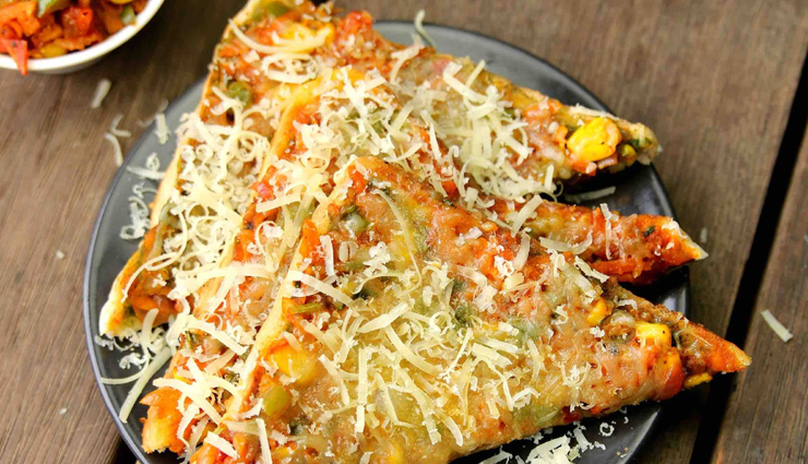 Recipe- Spicy and Cheese Loaded Masala Toast - lifeberrys.com