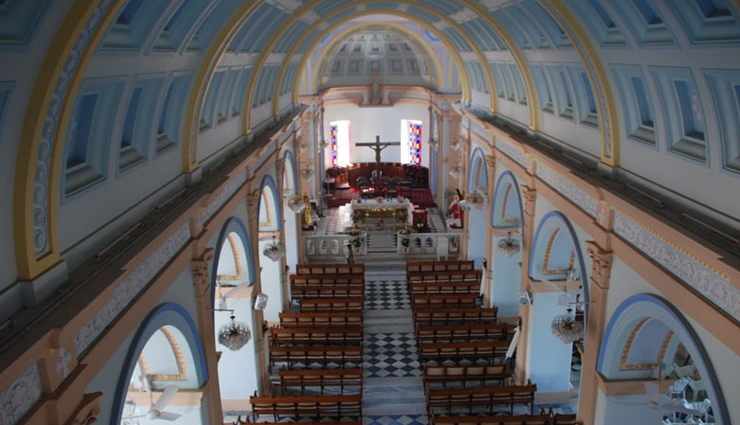 6 Beautiful Churches To Visit in Pondicherry - lifeberrys.com