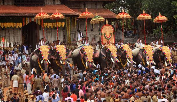 6 Colorful Temple Festivals To Enjoy in Kerala - lifeberrys.com