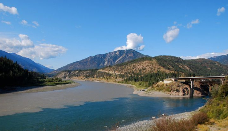 6 Most Beautiful Confluences Around The World - lifeberrys.com