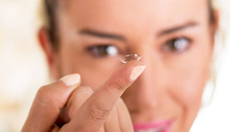 10 Do's and Don'ts For Wearing Contact Lenses - lifeberrys.com