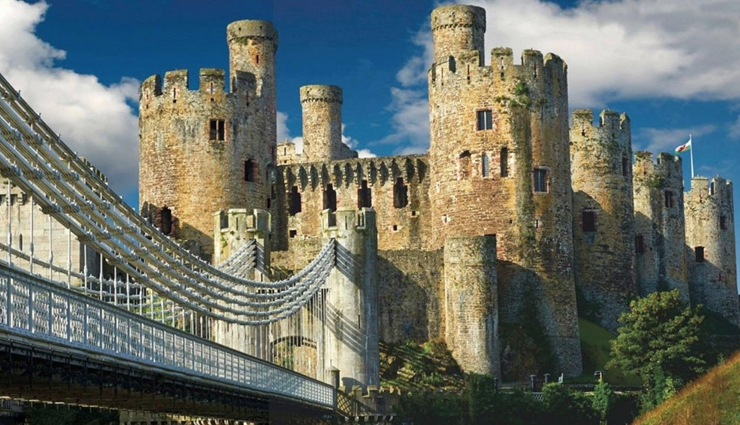 7 Most Beautiful Castles That Look Like Fairy Tale Castles - lifeberrys.com