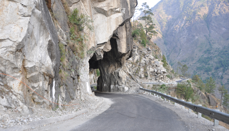 10 Most Dangerous Roads To Travel in India - lifeberrys.com