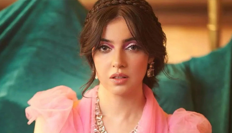 2 News : नीना बनीं नानी, मसाबा ने दिया नन्हीं परी को जन्म, इस एक्ट्रेस ...