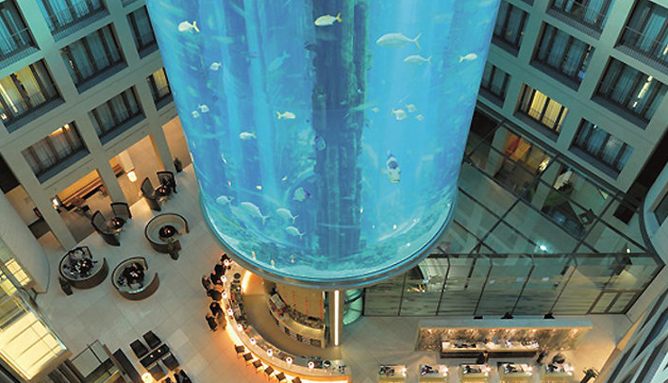 5 Unusual Elevators To Visit Around The World - lifeberrys.com