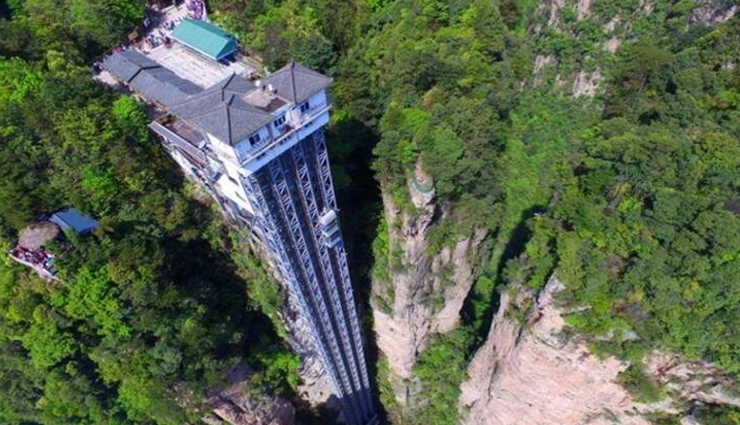 5 Unusual Elevators To Visit Around The World - lifeberrys.com