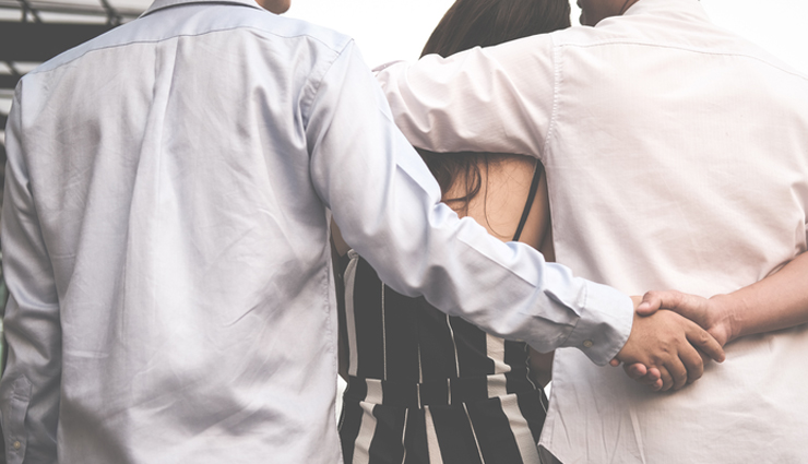 8 Unmissable Signs of Emotional Cheating You Should Never Overlook ...