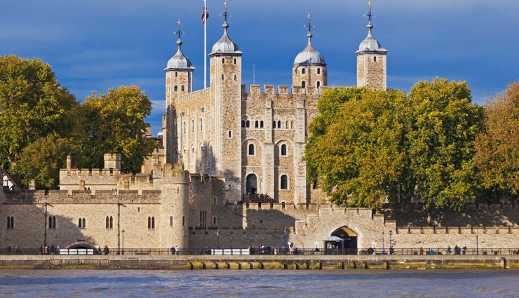 6 Things You Must Do in England - lifeberrys.com