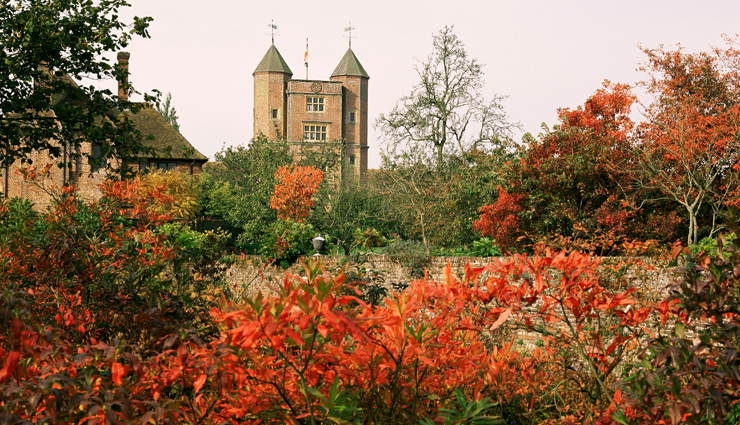 5 Beautiful English Gardens You Must Visit - lifeberrys.com