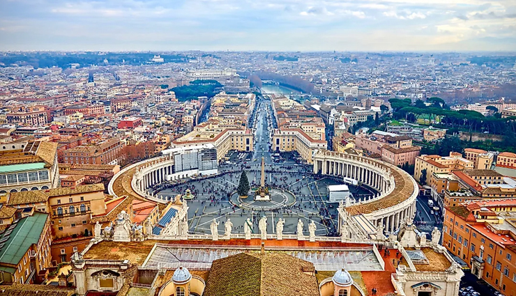 6 Smallest Countries To Visit in Europe - lifeberrys.com