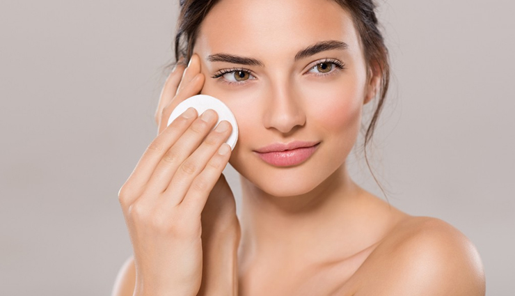 5 DIY Face Toner to Get Glowing Skin Naturally - lifeberrys.com