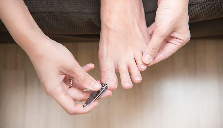 5 Natural Tips To Keep You Feet Beautiful and Happy - lifeberrys.com