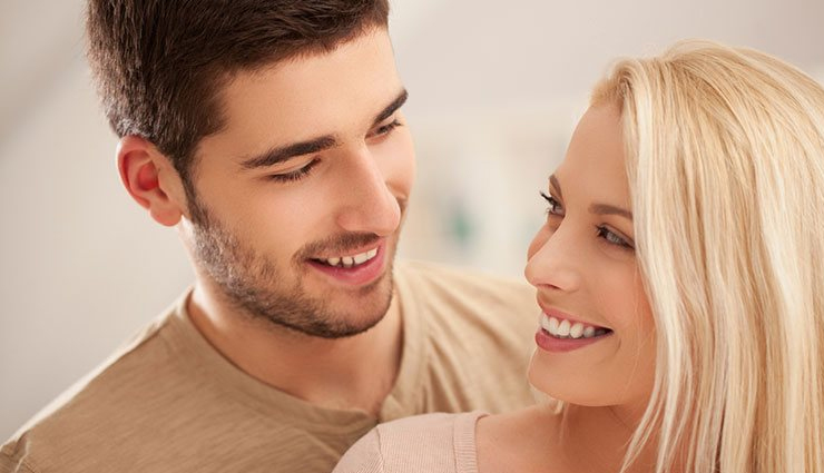 7 Tips To Tell That Your First Date Went Well - lifeberrys.com