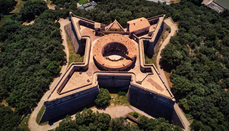 6 Star Shaped Forts You Must Visit - lifeberrys.com