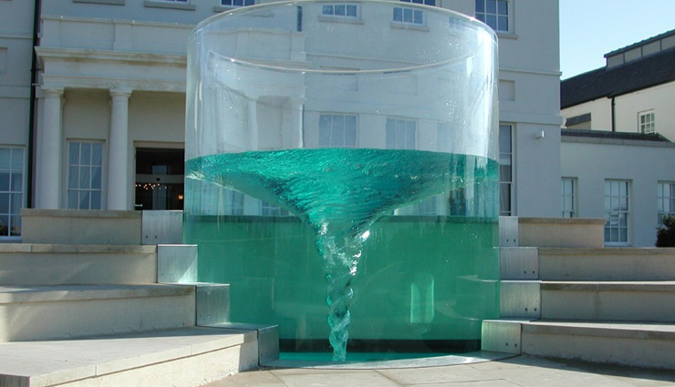 6 Fascinating Fountains Around The World - lifeberrys.com