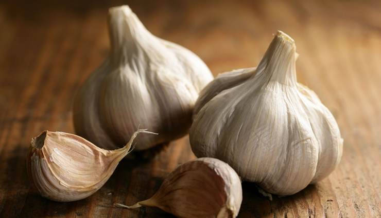 6 Super Amazing Health Benefits of Eating Garlic - lifeberrys.com