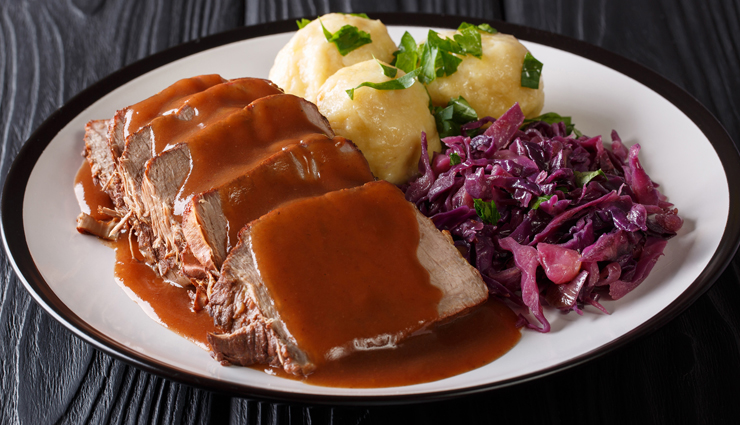 5 Famous Dishes To Try in Germany - lifeberrys.com