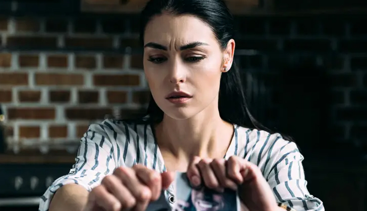 10 Things That Will Help You Get Over Your Ex- Boyfriend - lifeberrys.com