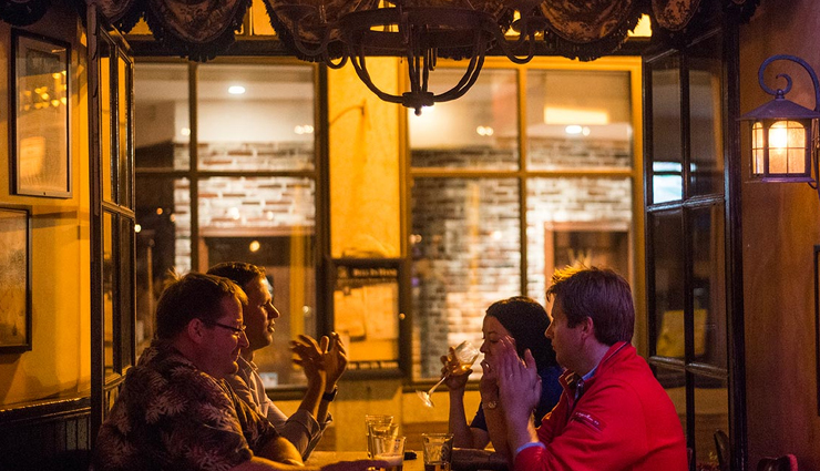 10 Most Famous Bars To Visit Around The World - lifeberrys.com