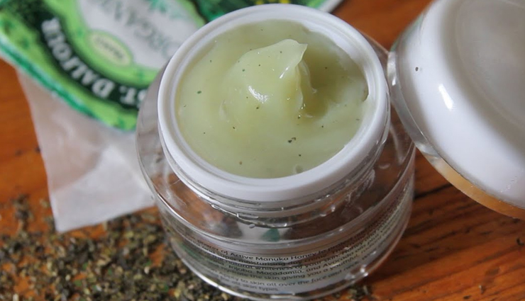 DIY Green Tea Face Cream To Get Brighter And Smoother Skin - lifeberrys.com