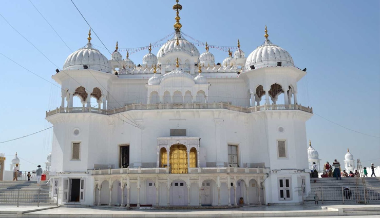 10 Famous Gurdwaras in The World - lifeberrys.com