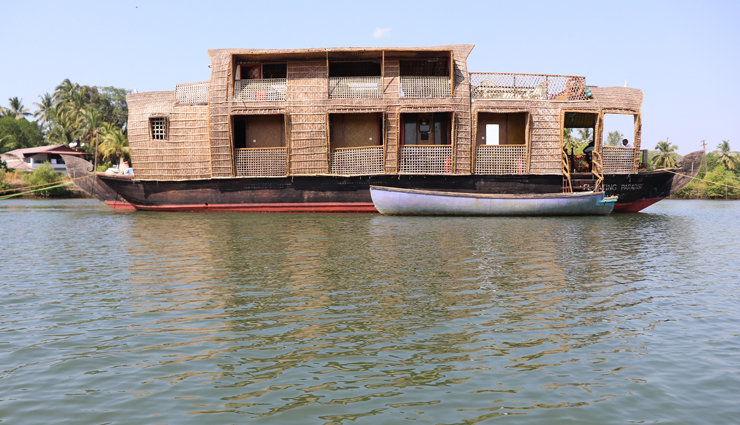 5 Houseboats in India You Must Visit - lifeberrys.com