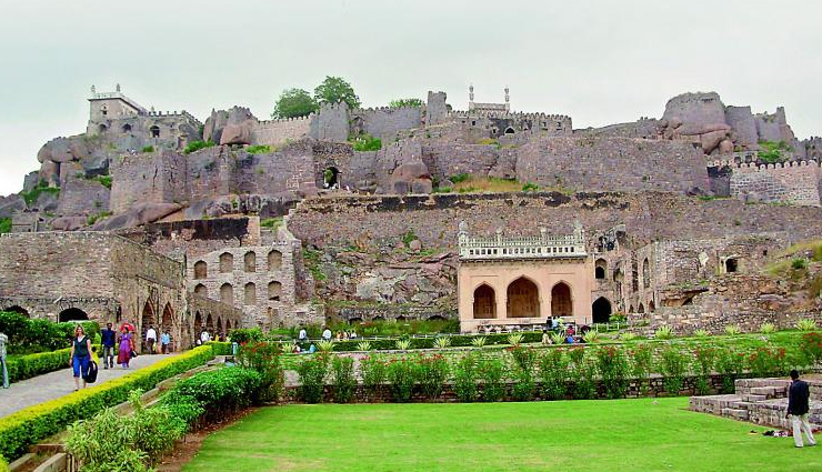 7 Most Beautiful Places To Visit in Hyderabad - lifeberrys.com