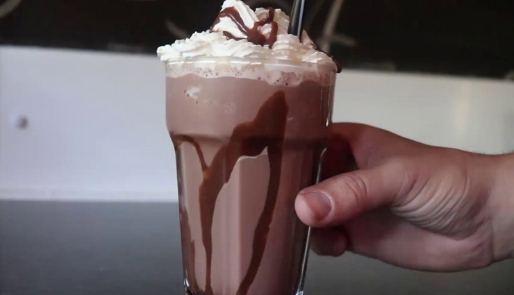 Recipe- Perfect for Summer Iced Chocolate - lifeberrys.com