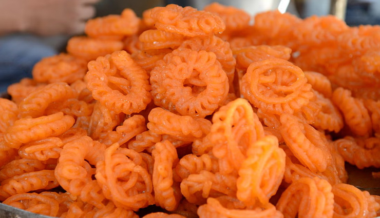 15 Delicious Cuisines of Lucknow You Cannot Miss to Try - lifeberrys.com