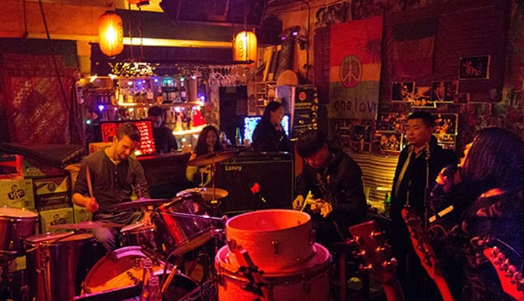 6 Fantastic Bars To visit in Chengdu, China - lifeberrys.com