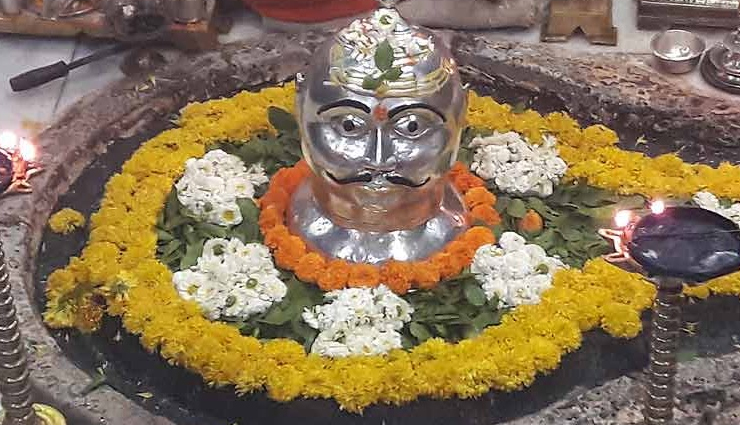 12 Jyotirlings To Get Blessings From During The Holy Month of Sawan ...