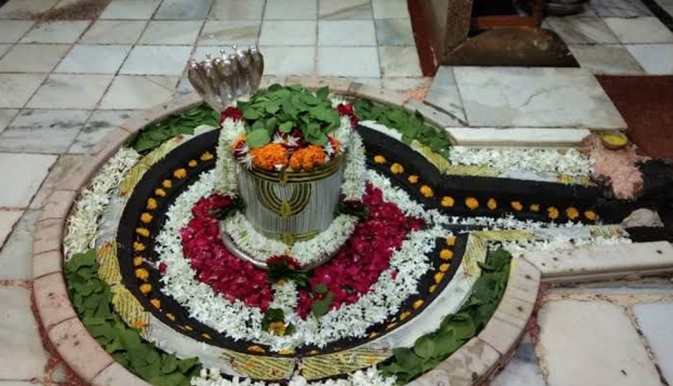 12 Jyotirlings To Get Blessings From During The Holy Month of Sawan ...