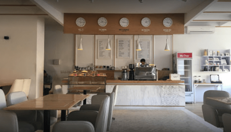 6 Must Visit Coffee Shops in Karachi, Pakistan - lifeberrys.com