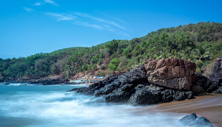 6 Breathtaking Beautiful Beaches To Explore in Karnataka - lifeberrys.com