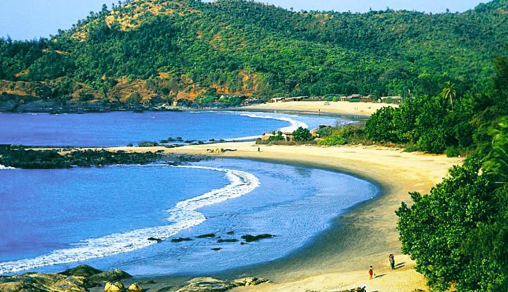 6 Breathtaking Beautiful Beaches To Explore in Karnataka - lifeberrys.com
