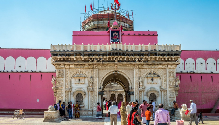 11 Magnificent Temples To Visit in Rajasthan - lifeberrys.com